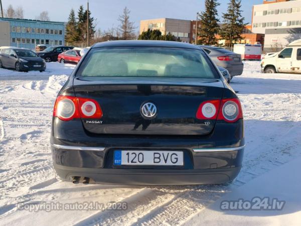 Black Volkswagen Passat 2006 in Tallinn, with an engine capacity of 1.90 L and mileage of 322 thousand km for 2999 €, photo 7 on AUTOMOTO.COM.LV
