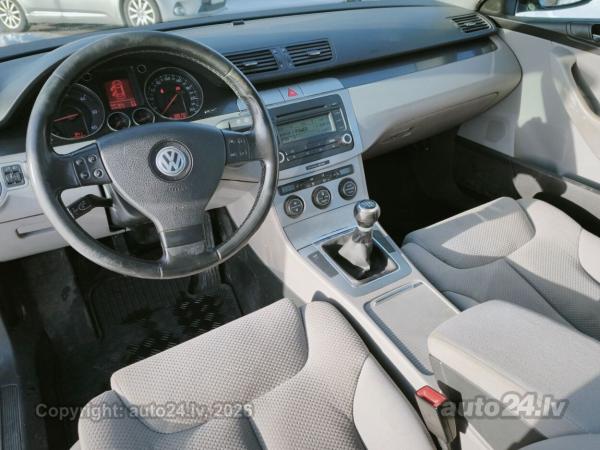 Melns Volkswagen Passat 2006 Tallina, ar dzinēja tilpumu 1.90 L un nobraukumu 322 tūkst. km par 2999 €, foto 11 vietnē AUTOMOTO.COM.LV