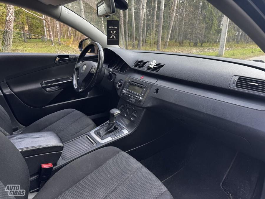 Melns Volkswagen Passat 2006 Panevēža, ar dzinēja tilpumu 1.60 L un nobraukumu 205 tūkst. km par 1250 €, foto 15 vietnē AUTOMOTO.COM.LV