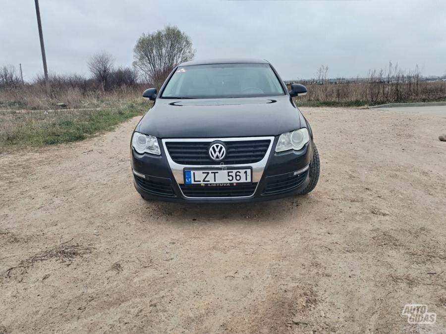 Melns Volkswagen Passat 2006 Šauļi, ar dzinēja tilpumu 1.90 L un nobraukumu 327 tūkst. km par 1900 €, foto 3 vietnē AUTOMOTO.COM.LV