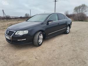 Melns Volkswagen Passat 2006 Šauļi, ar dzinēja tilpumu 1.90 L un nobraukumu 327 tūkst. km par 1900 €, foto 4 vietnē AUTOMOTO.COM.LV