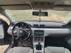 Melns Volkswagen Passat 2006 Šauļi, ar dzinēja tilpumu 1.90 L un nobraukumu 327 tūkst. km par 1900 €, foto 12 vietnē AUTOMOTO.COM.LV