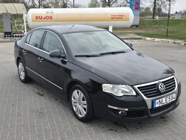 Melns Volkswagen Passat 2006 Šauļi, ar dzinēja tilpumu 1.90 L un nobraukumu 373 tūkst. km par 1000 €, foto 3 vietnē AUTOMOTO.COM.LV