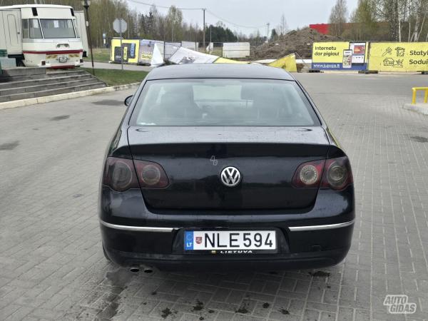 Melns Volkswagen Passat 2006 Šauļi, ar dzinēja tilpumu 1.90 L un nobraukumu 373 tūkst. km par 1000 €, foto 5 vietnē AUTOMOTO.COM.LV
