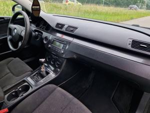Melns Volkswagen Passat 2006 Kauņa, ar dzinēja tilpumu 1.90 L un nobraukumu 361 tūkst. km par 1350 €, foto 16 vietnē AUTOMOTO.COM.LV
