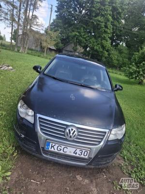 Melns Volkswagen Passat 2006 Mažeikiai, ar dzinēja tilpumu 2.00 L un nobraukumu 400 tūkst. km par 750 €, foto  vietnē AUTOMOTO.COM.LV