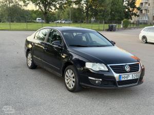 Black Volkswagen Passat 2006 in Vilnius, with an engine capacity of 1.90 L and mileage of 360 thousand km for 1000 €, photo 6 on AUTOMOTO.COM.LV