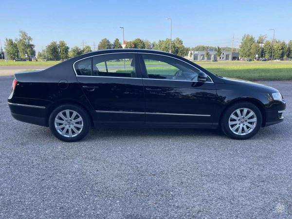 Melns Volkswagen Passat 2006 Kauņa, ar dzinēja tilpumu 1.97 L un nobraukumu 314 tūkst. km par 2650 €, foto 8 vietnē AUTOMOTO.COM.LV