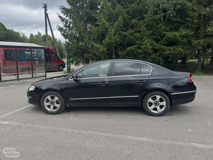 Melns Volkswagen Passat 2006 Viļņa, ar dzinēja tilpumu 2.00 L un nobraukumu 291 tūkst. km par 1550 €, foto 5 vietnē AUTOMOTO.COM.LV
