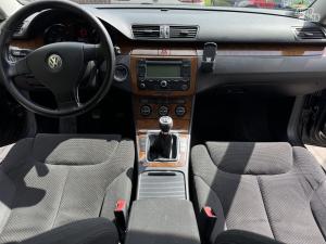 Melns Volkswagen Passat 2006 Viļņa, ar dzinēja tilpumu 2.00 L un nobraukumu 291 tūkst. km par 1550 €, foto 8 vietnē AUTOMOTO.COM.LV