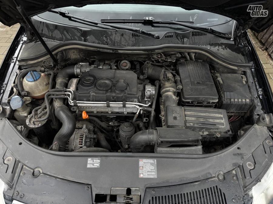 Melns Volkswagen Passat 2006 Viļņa, ar dzinēja tilpumu 2.00 L un nobraukumu 291 tūkst. km par 1550 €, foto 11 vietnē AUTOMOTO.COM.LV