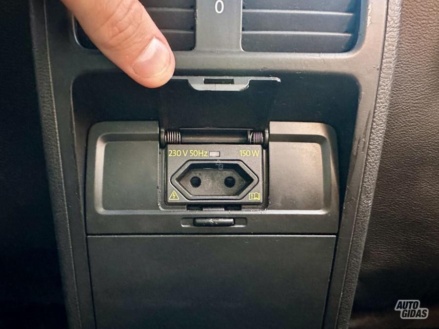 Melns Volkswagen Passat 2006 Klaipėda, ar dzinēja tilpumu 1.90 L un nobraukumu 384 tūkst. km par 1300 €, foto 11 vietnē AUTOMOTO.COM.LV