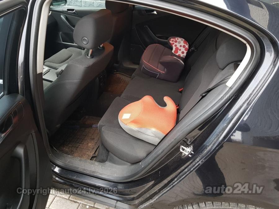 Melns Volkswagen Passat 2006 Viljandi, ar dzinēja tilpumu 2.00 L un nobraukumu 300 tūkst. km par 700 €, foto 9 vietnē AUTOMOTO.COM.LV