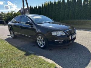 Melns Volkswagen Passat 2006 Viļņa, ar dzinēja tilpumu 1.97 L un nobraukumu 270 tūkst. km par 2500 €, foto  vietnē AUTOMOTO.COM.LV