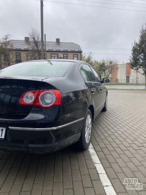 Melns Volkswagen Passat 2006 Kauņa, ar dzinēja tilpumu 2.00 L un nobraukumu 307 tūkst. km par 1999 €, foto 7 vietnē AUTOMOTO.COM.LV