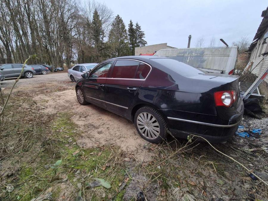 Black Volkswagen Passat 2007 in Kedainiai, with an engine capacity of 1.98 L and mileage of 256 thousand km for 800 €, photo 2 on AUTOMOTO.COM.LV