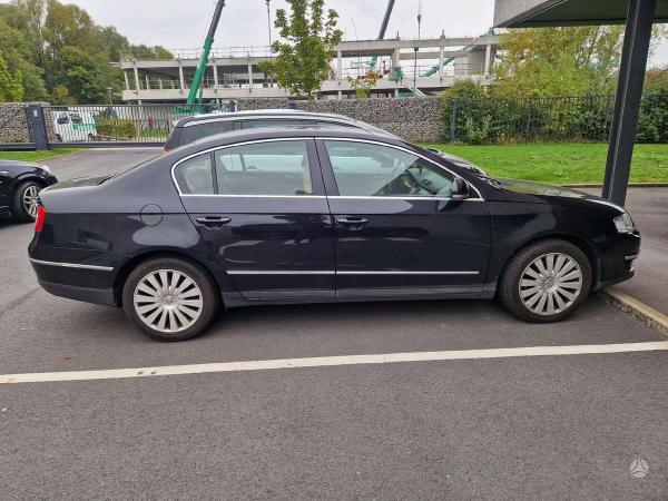 Melns Volkswagen Passat 2007 Kauņa, ar dzinēja tilpumu 1.97 L un nobraukumu 289 tūkst. km par 3150 €, foto 4 vietnē AUTOMOTO.COM.LV