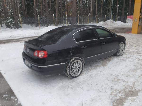Black Volkswagen Passat 2007 in Visaginas, with an engine capacity of 1.90 L and mileage of 348 thousand km for 1800 €, photo 6 on AUTOMOTO.COM.LV