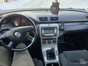 Melns Volkswagen Passat 2007 Klaipėda, ar dzinēja tilpumu 2.00 L un nobraukumu 357 tūkst. km par 2300 €, foto 7 vietnē AUTOMOTO.COM.LV