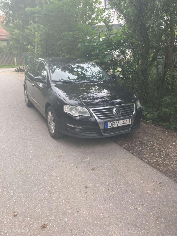 Melns Volkswagen Passat 2007 Viļņa, ar dzinēja tilpumu 2.00 L un nobraukumu 181 tūkst. km par 1450 €, foto 4 vietnē AUTOMOTO.COM.LV