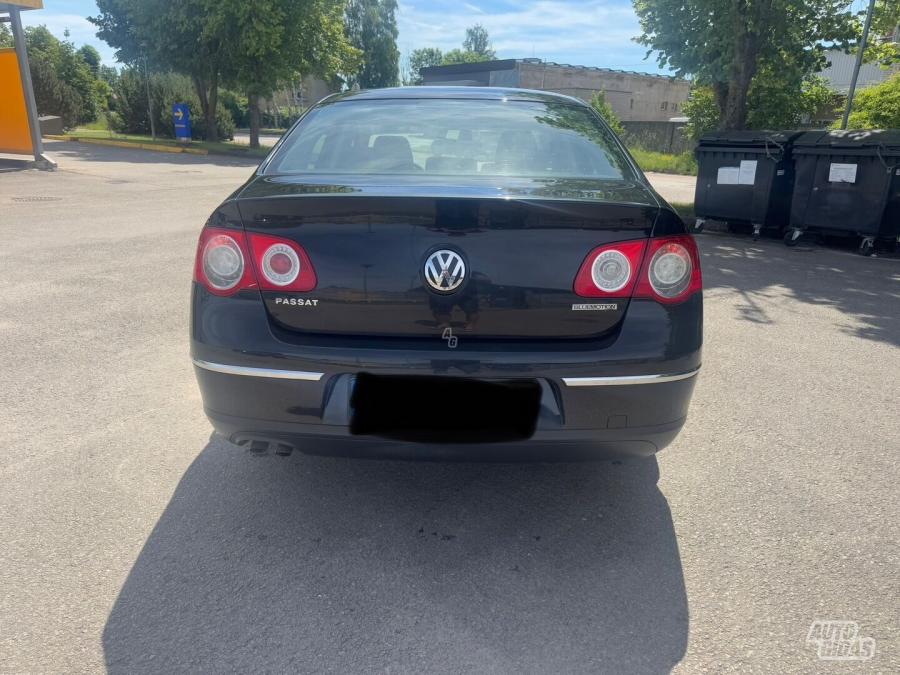 Black Volkswagen Passat 2007 in Siauliai, with an engine capacity of 1.90 L and mileage of 245 thousand km for 1850 €, photo 10 on AUTOMOTO.COM.LV