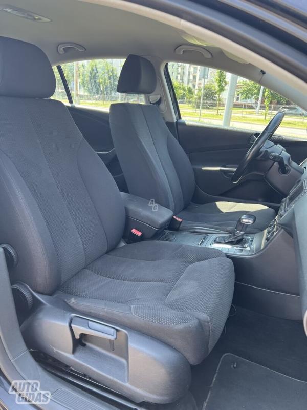 Melns Volkswagen Passat 2007 Viļņa, ar dzinēja tilpumu 2.00 L un nobraukumu 274 tūkst. km par 1000 €, foto 4 vietnē AUTOMOTO.COM.LV