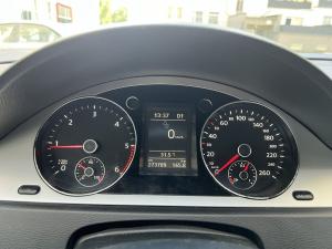 Black Volkswagen Passat 2007 in Vilnius, with an engine capacity of 2.00 L and mileage of 274 thousand km for 1000 €, photo 11 on AUTOMOTO.COM.LV
