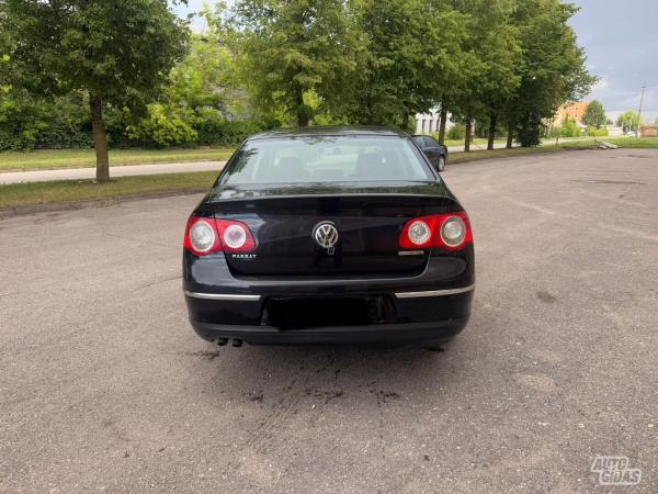 Black Volkswagen Passat 2007 in Siauliai, with an engine capacity of 1.90 L and mileage of 246 thousand km for 1550 €, photo 9 on AUTOMOTO.COM.LV