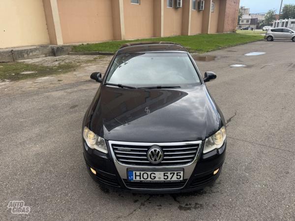 Black Volkswagen Passat 2007 in Siauliai, with an engine capacity of 1.90 L and mileage of 246 thousand km for 1550 €, photo 10 on AUTOMOTO.COM.LV
