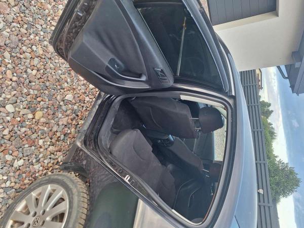 Melns Volkswagen Passat 2007 Kretinga, ar dzinēja tilpumu 1.97 L un nobraukumu 362 tūkst. km par 1700 €, foto 5 vietnē AUTOMOTO.COM.LV