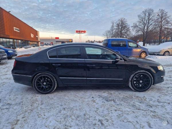 Black Volkswagen Passat 2008 in Kaunas, with an engine capacity of 3.17 L and mileage of 209 thousand km for 3300 €, photo 6 on AUTOMOTO.COM.LV