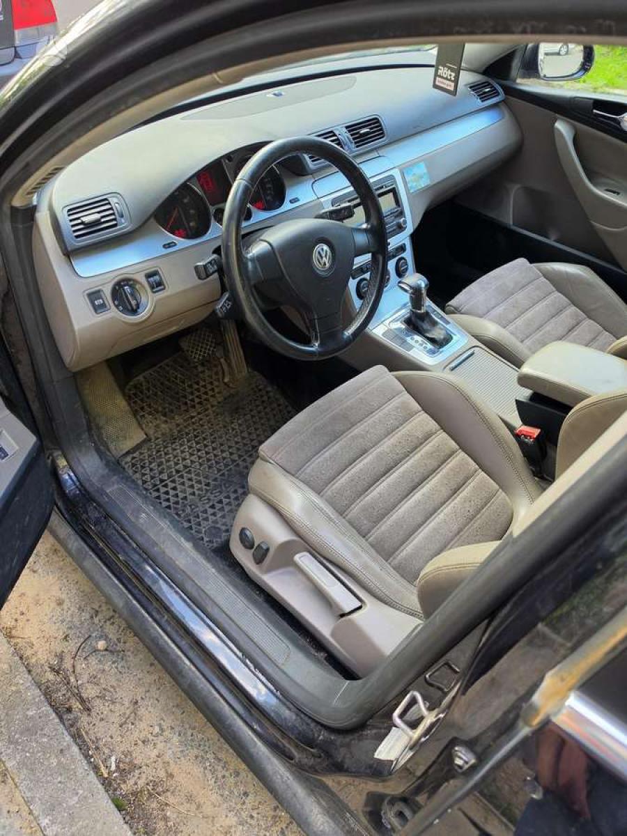 Black Volkswagen Passat 2008 in Vilnius, with an engine capacity of 3.17 L and mileage of 317 thousand km for 2000 €, photo 4 on AUTOMOTO.COM.LV