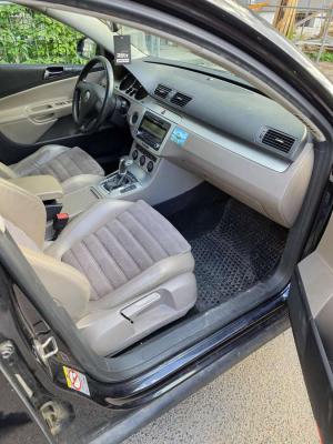 Black Volkswagen Passat 2008 in Vilnius, with an engine capacity of 3.17 L and mileage of 317 thousand km for 2000 €, photo 19 on AUTOMOTO.COM.LV