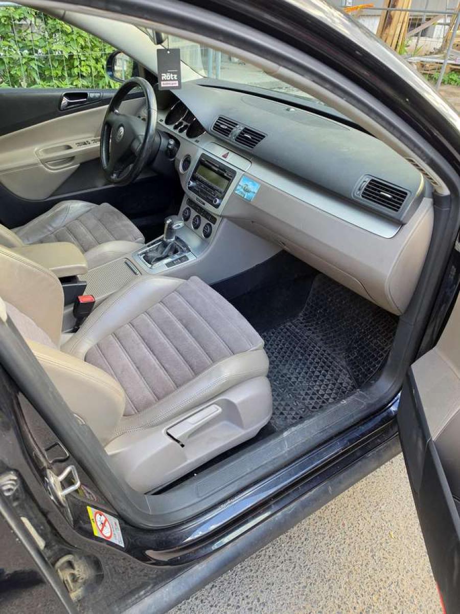 Black Volkswagen Passat 2008 in Vilnius, with an engine capacity of 3.17 L and mileage of 317 thousand km for 2000 €, photo 19 on AUTOMOTO.COM.LV