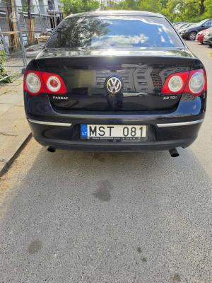 Black Volkswagen Passat 2008 in Vilnius, with an engine capacity of 3.17 L and mileage of 317 thousand km for 2000 €, photo 25 on AUTOMOTO.COM.LV