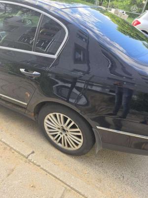Black Volkswagen Passat 2008 in Vilnius, with an engine capacity of 3.17 L and mileage of 317 thousand km for 2000 €, photo 29 on AUTOMOTO.COM.LV
