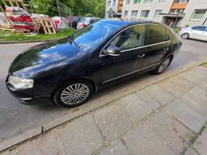 Black Volkswagen Passat 2008 in Vilnius, with an engine capacity of 3.17 L and mileage of 317 thousand km for 2000 €, photo 31 on AUTOMOTO.COM.LV