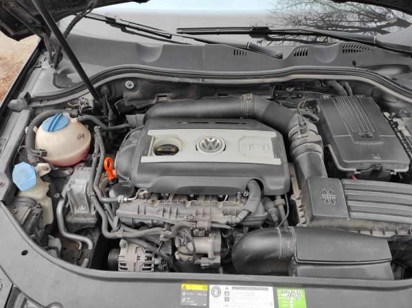 Black Volkswagen Passat 2008 in Kaunas, with an engine capacity of 1.80 L and mileage of 226 thousand km for 2000 €, photo 8 on AUTOMOTO.COM.LV