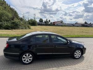 Black Volkswagen Passat 2008 in Kaunas, with an engine capacity of 1.97 L and mileage of 345 thousand km for 1150 €, photo 5 on AUTOMOTO.COM.LV