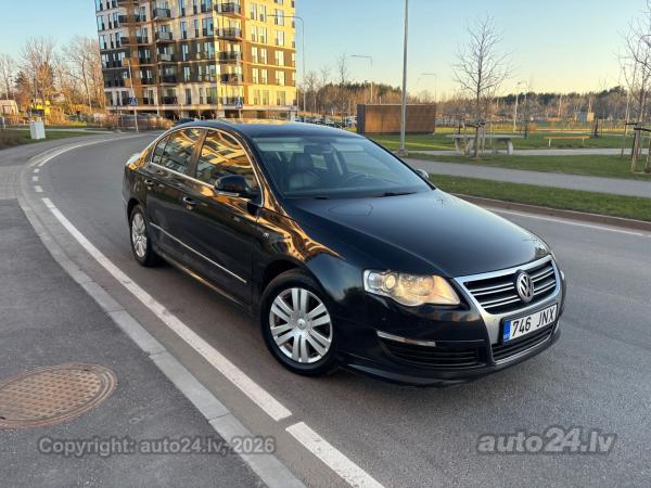 Black Volkswagen Passat 2009 in Tallinn, with an engine capacity of 2.00 L and mileage of 332 thousand km for 1999 €, photo 1 on AUTOMOTO.COM.LV