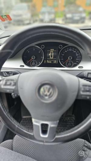 Black Volkswagen Passat 2009 in Klaipeda, with an engine capacity of 1.97 L and mileage of 200 thousand km for 1999 €, photo 11 on AUTOMOTO.COM.LV