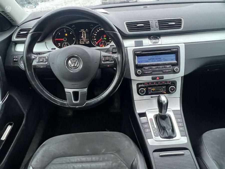 Melns Volkswagen Passat 2010 Kauņa, ar dzinēja tilpumu 2.00 L un nobraukumu 312 tūkst. km par 5500 €, foto 14 vietnē AUTOMOTO.COM.LV