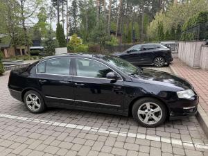 Черный Фольксваген Пассат 2010 в Вильнюс, объемом двигателя 1.97 л и пробегом 311 тыс. км за 2650 €, фото 3 на AUTOMOTO.COM.LV
