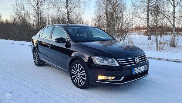 Black Volkswagen Passat 2011 in Siauliai, with an engine capacity of 1.97 L and mileage of 345 thousand km for 5650 €, photo 5 on AUTOMOTO.COM.LV