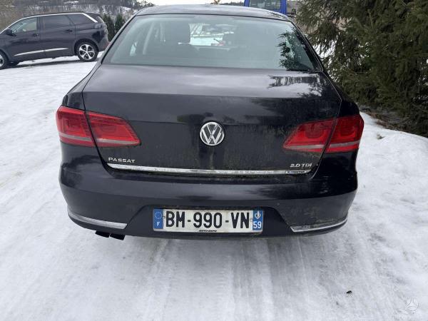 Melns Volkswagen Passat 2011 Kauņa, ar dzinēja tilpumu 1.97 L un nobraukumu 370 tūkst. km par 3200 €, foto 8 vietnē AUTOMOTO.COM.LV