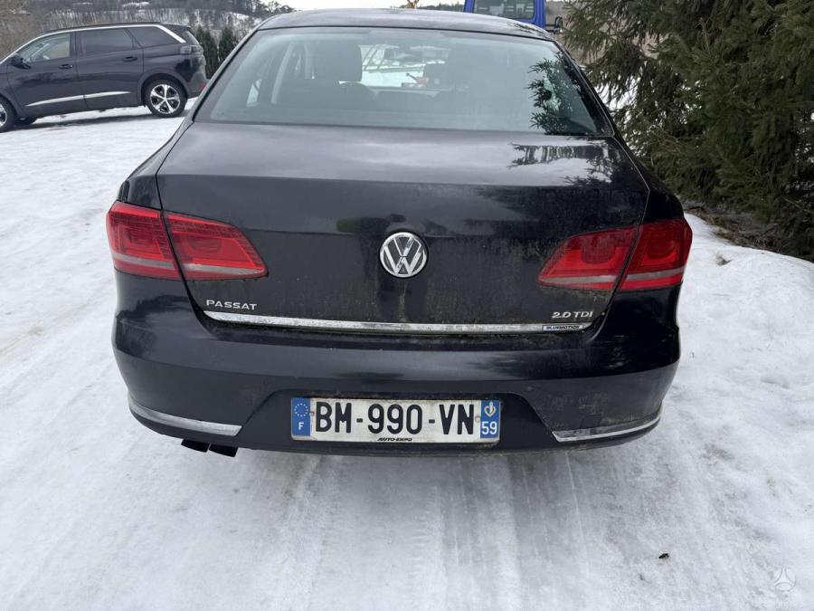 Melns Volkswagen Passat 2011 Kauņa, ar dzinēja tilpumu 1.97 L un nobraukumu 370 tūkst. km par 3200 €, foto 8 vietnē AUTOMOTO.COM.LV