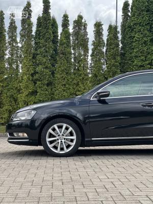 Black Volkswagen Passat 2011 in Vilnius, with an engine capacity of 1.80 L and mileage of 229 thousand km for 5700 €, photo 11 on AUTOMOTO.COM.LV