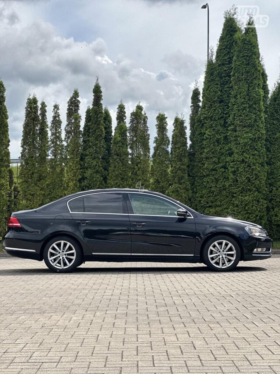 Black Volkswagen Passat 2011 in Vilnius, with an engine capacity of 1.80 L and mileage of 229 thousand km for 5700 €, photo 14 on AUTOMOTO.COM.LV