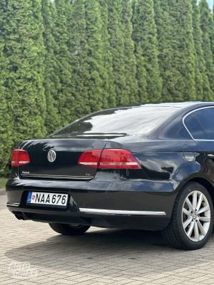 Black Volkswagen Passat 2011 in Vilnius, with an engine capacity of 1.80 L and mileage of 229 thousand km for 5700 €, photo 23 on AUTOMOTO.COM.LV