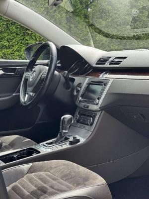 Melns Volkswagen Passat 2011 Nemenčinė, ar dzinēja tilpumu 1.80 L un nobraukumu 229 tūkst. km par 4990 €, foto 28 vietnē AUTOMOTO.COM.LV